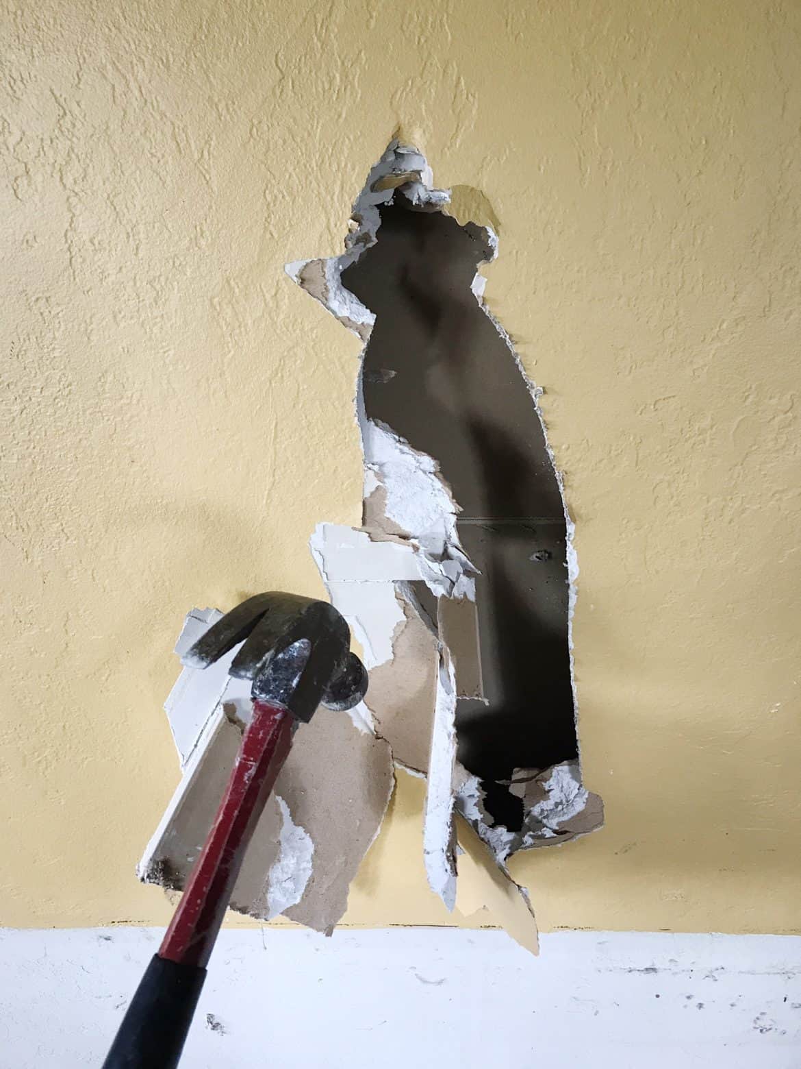 DIY Split Level Wall Renovation - MY CHIC OBSESSION