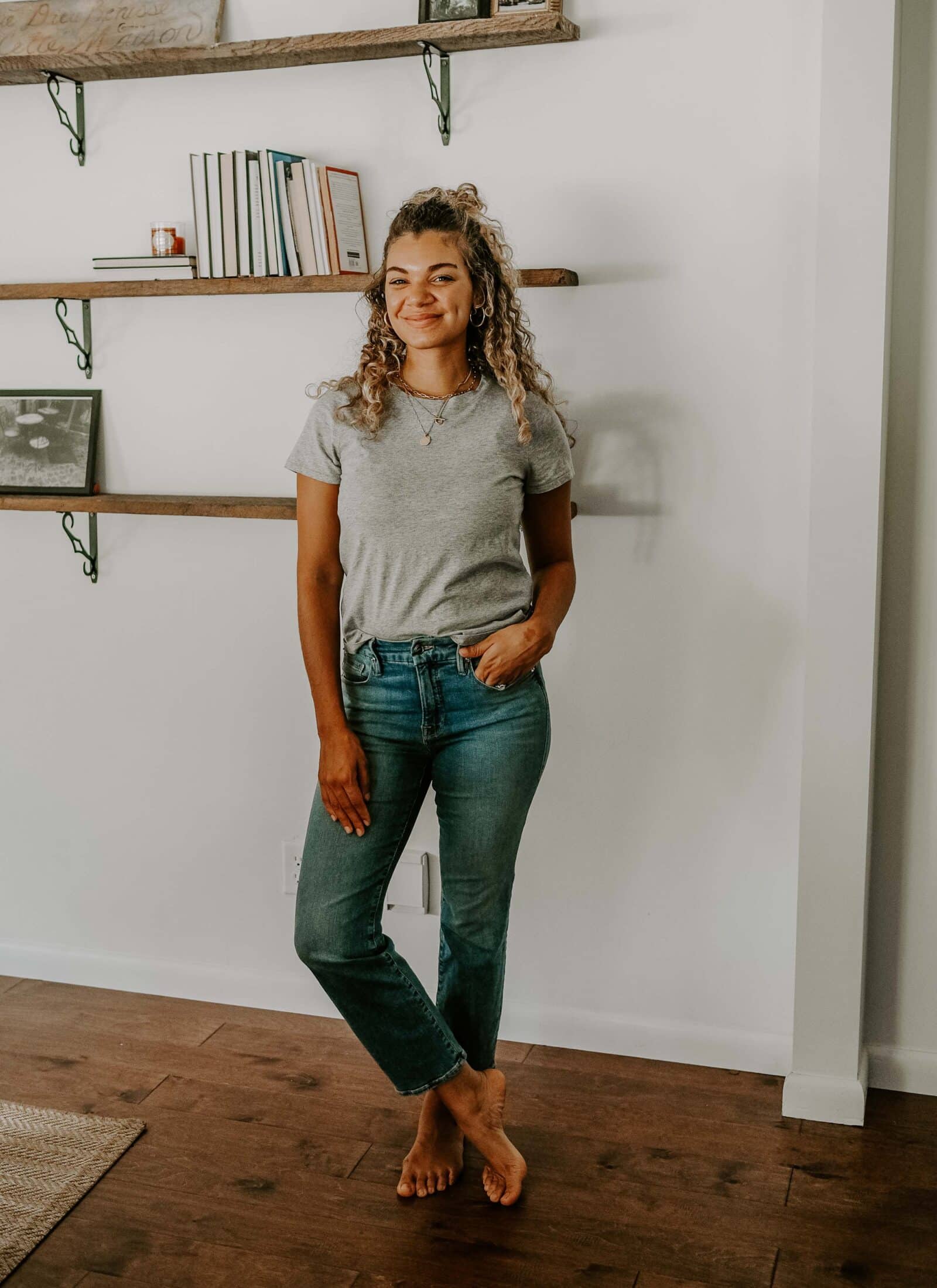 4 Stylish Mom Outfits That You Can Wear at Home and Out - MY CHIC OBSESSION