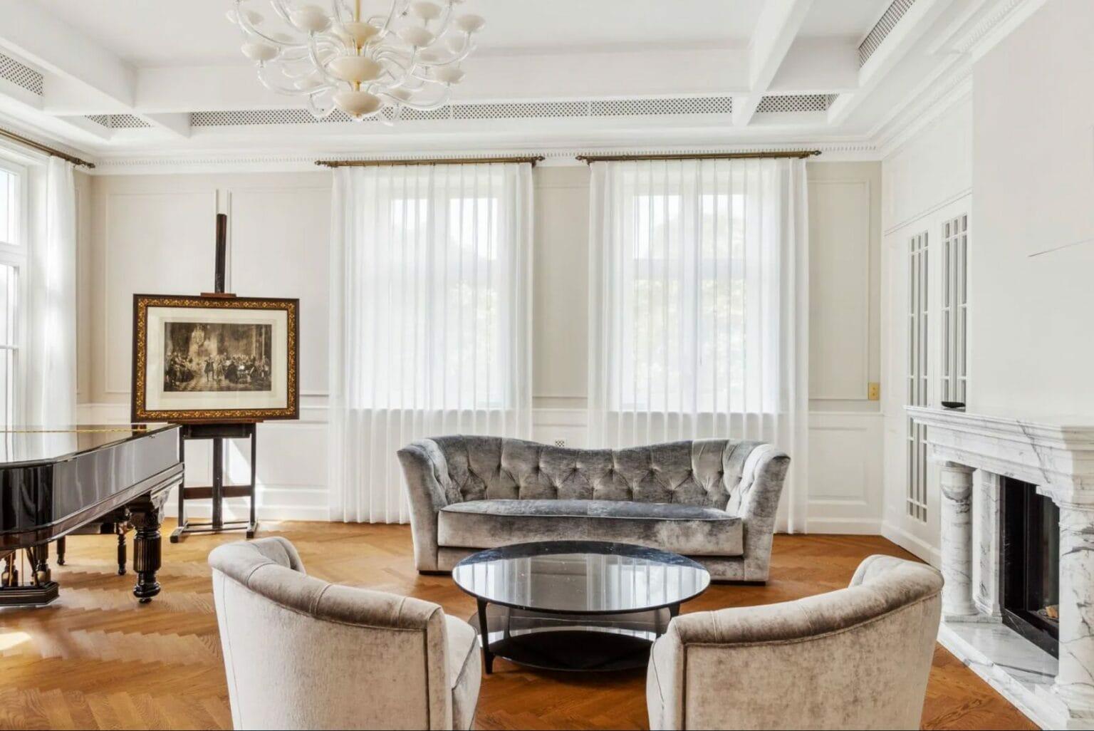 11 European Style Living Room Ideas From All Over the World - MY CHIC ...