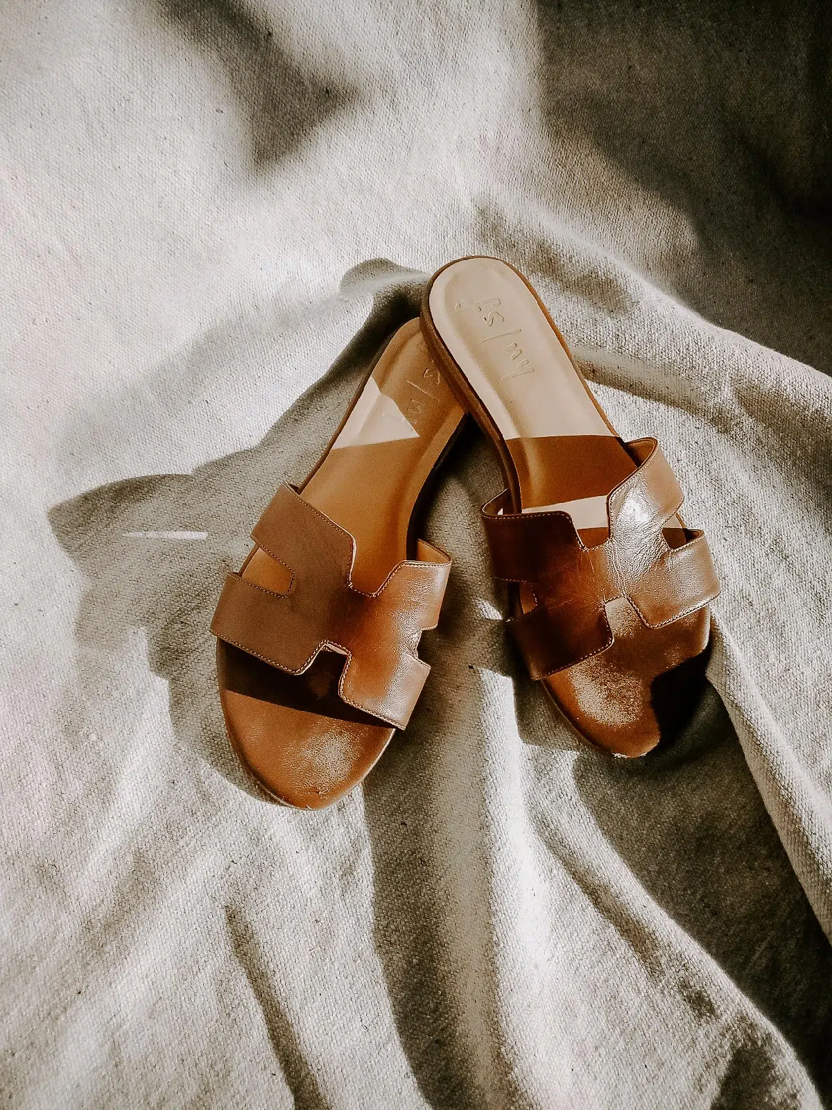 French Sole Alibi Sandals vs Hermès Oran Sandals | I’ve Had Both and ...