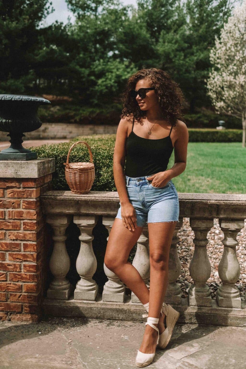 How to Style Fashionable Espadrilles Wedges Outfits in 6 Different Ways ...