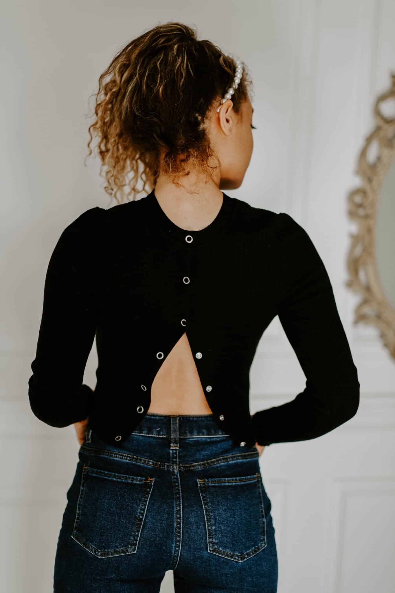 Step Up Your Style Game: 11 Ways to Wear Your Clothes Unconventionally ...