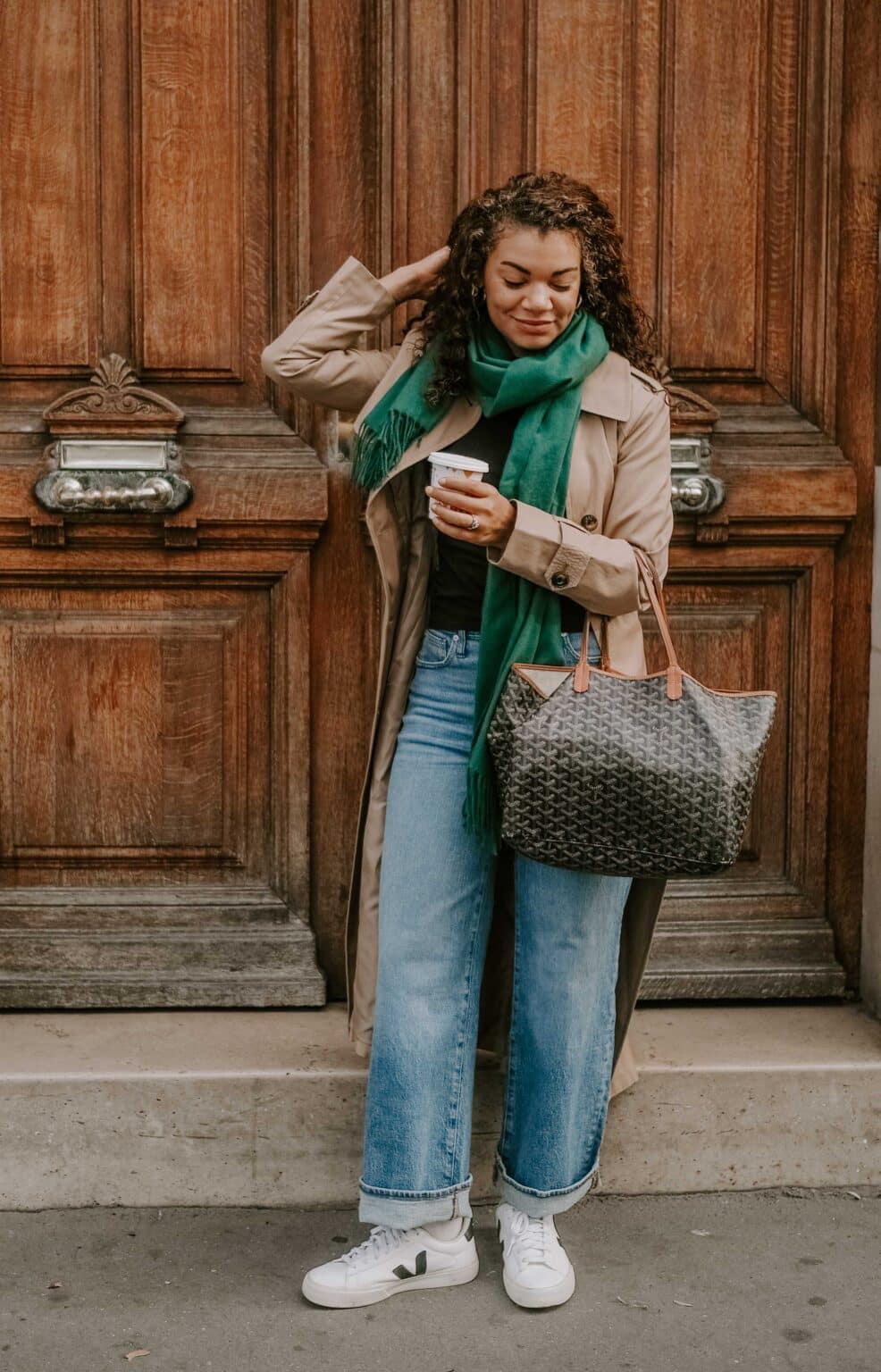 How to Master Casual Chic Style in This Veja Sneakers Outfit - MY CHIC ...