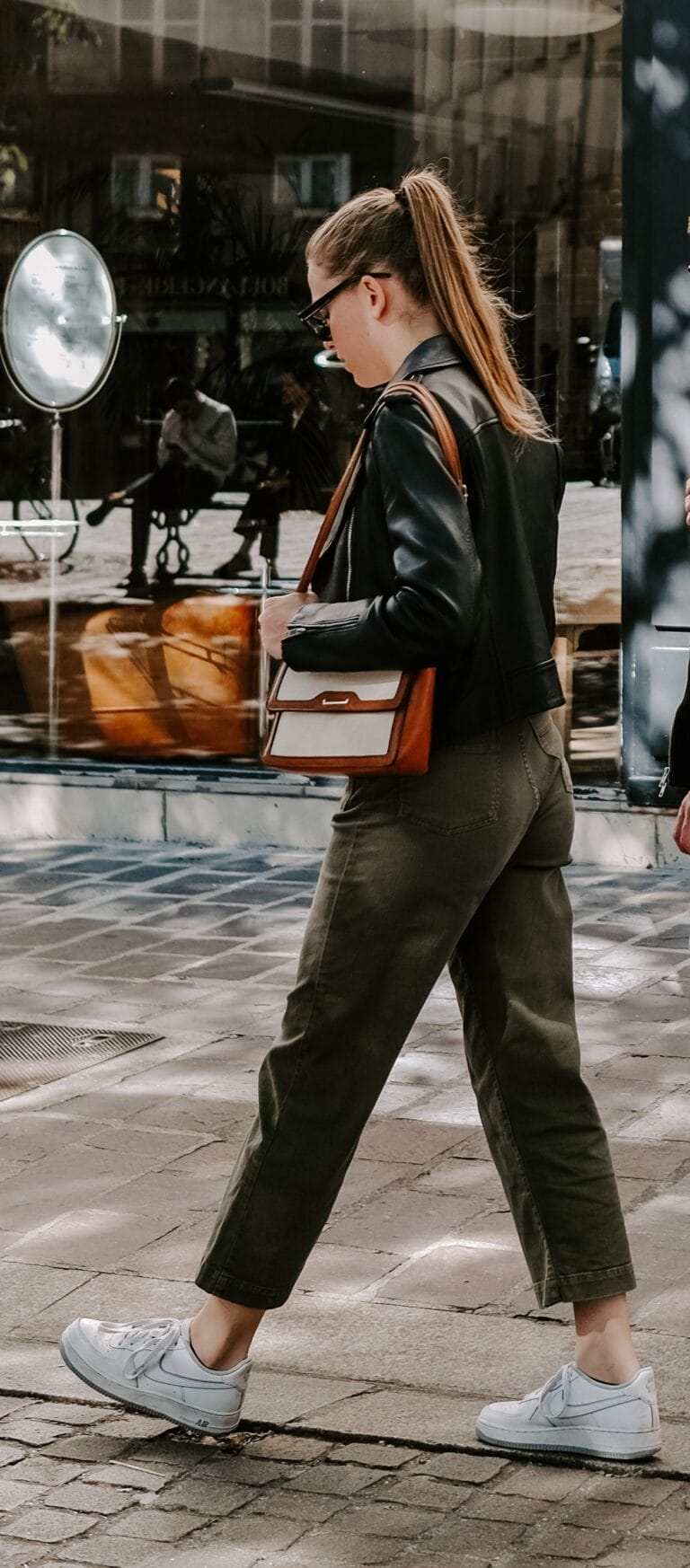 A Guide to the Most Popular Handbag Styles in Paris - MY CHIC OBSESSION