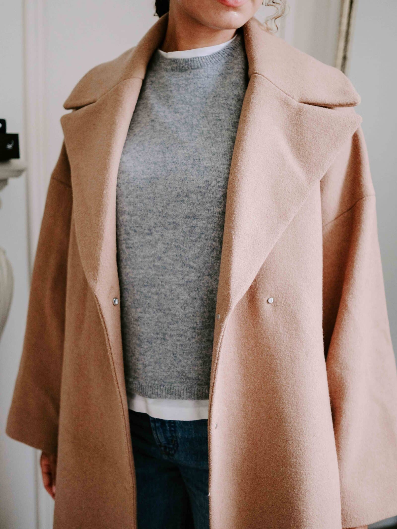 11 Chic Cashmere Outfits Styling Quince's Best-Selling Cashmere Sweater ...