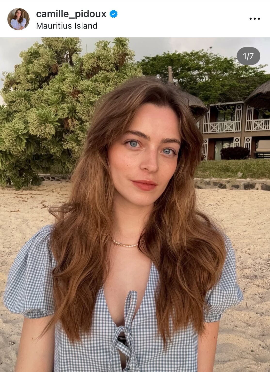 11 Chic French Girl Hairstyles You'll Want to Show Your Hairdresser ...