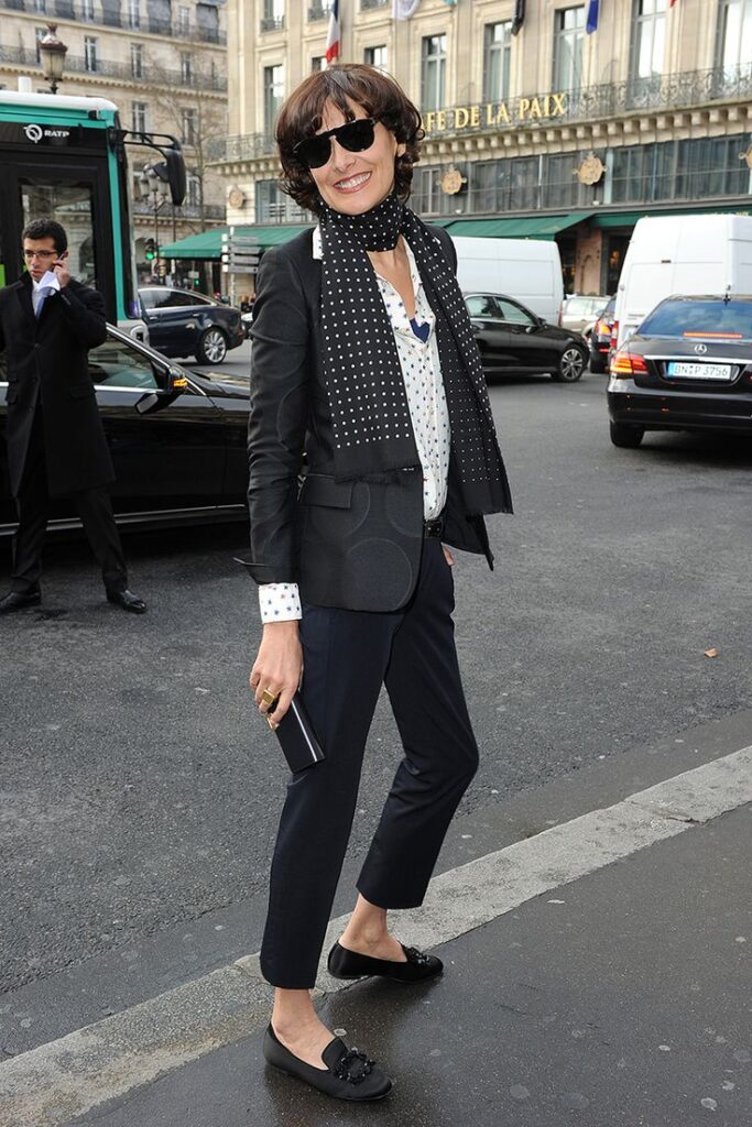 How to Dress Over 50 in a Chic Way: Style Tips & Outfits - MY CHIC ...