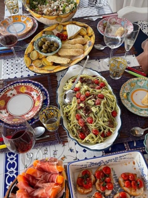 How to Wow Your Guests With an Italian Dinner Party This Summer - MY ...