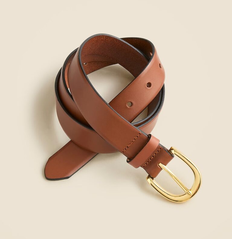 9 Must-Have Accessories That French Women Swear By - MY CHIC OBSESSION